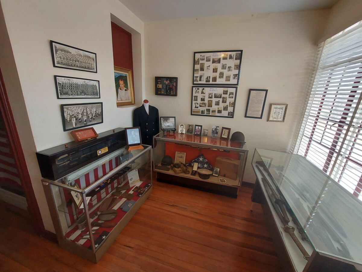 Docents as Museum Professionals: Lessons from the Amory Regional Museum ...